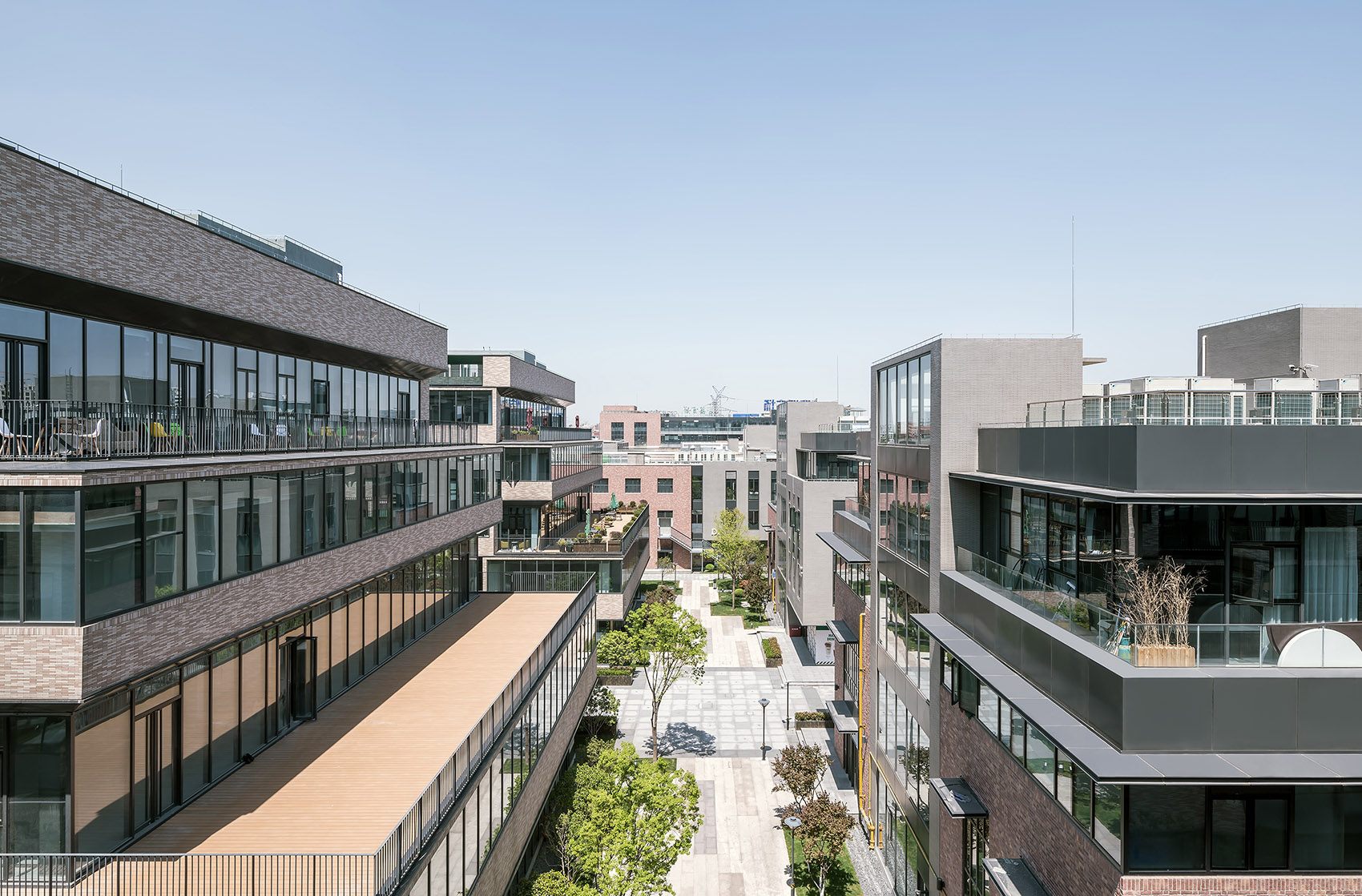 Daning Center Phase3 + PHILIPS Greater China Headquarters by COLORFULL ...