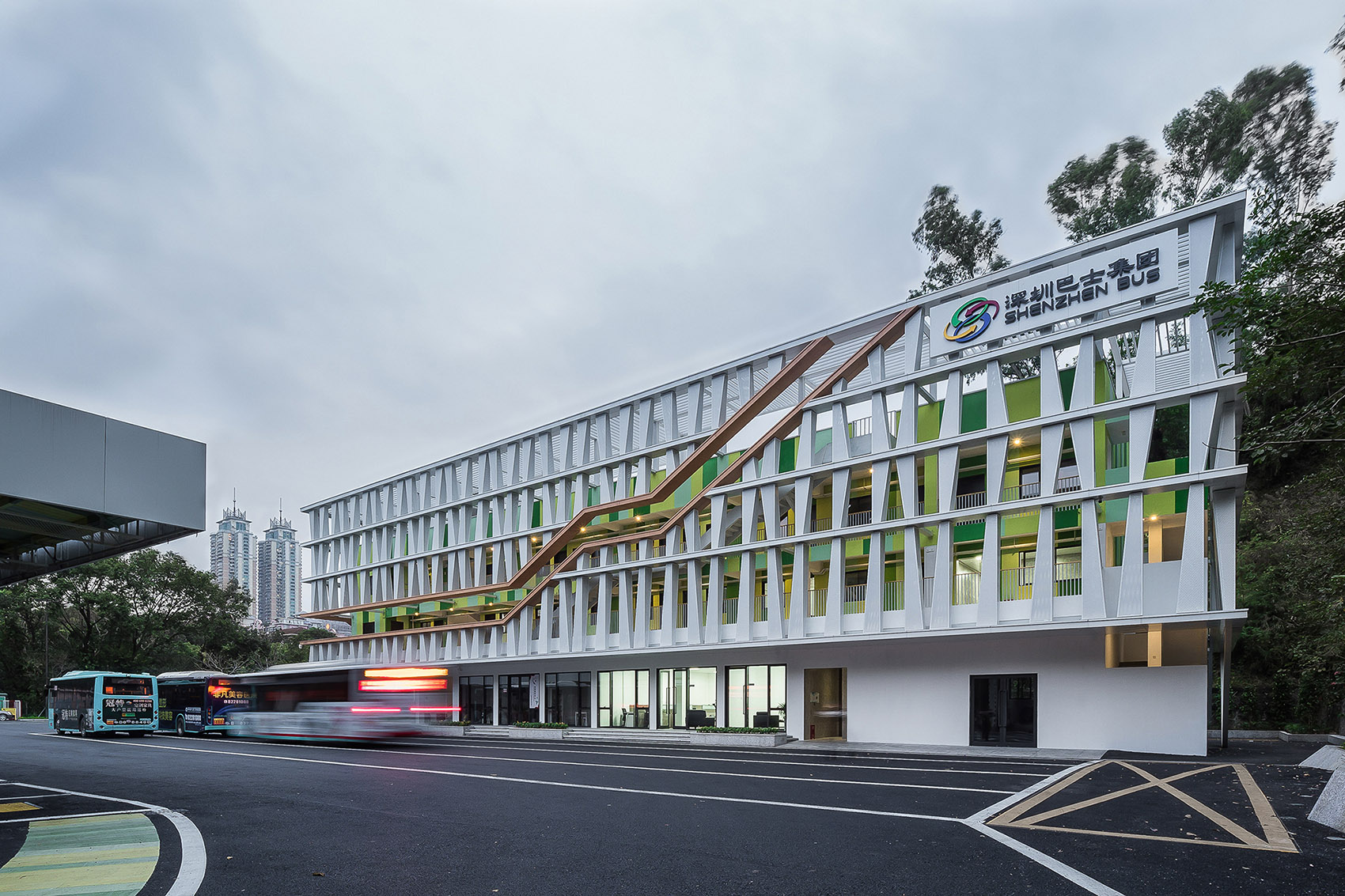 The Renovation of Lianhua Mountain Bus Terminal, China by Mozhao Studio ...