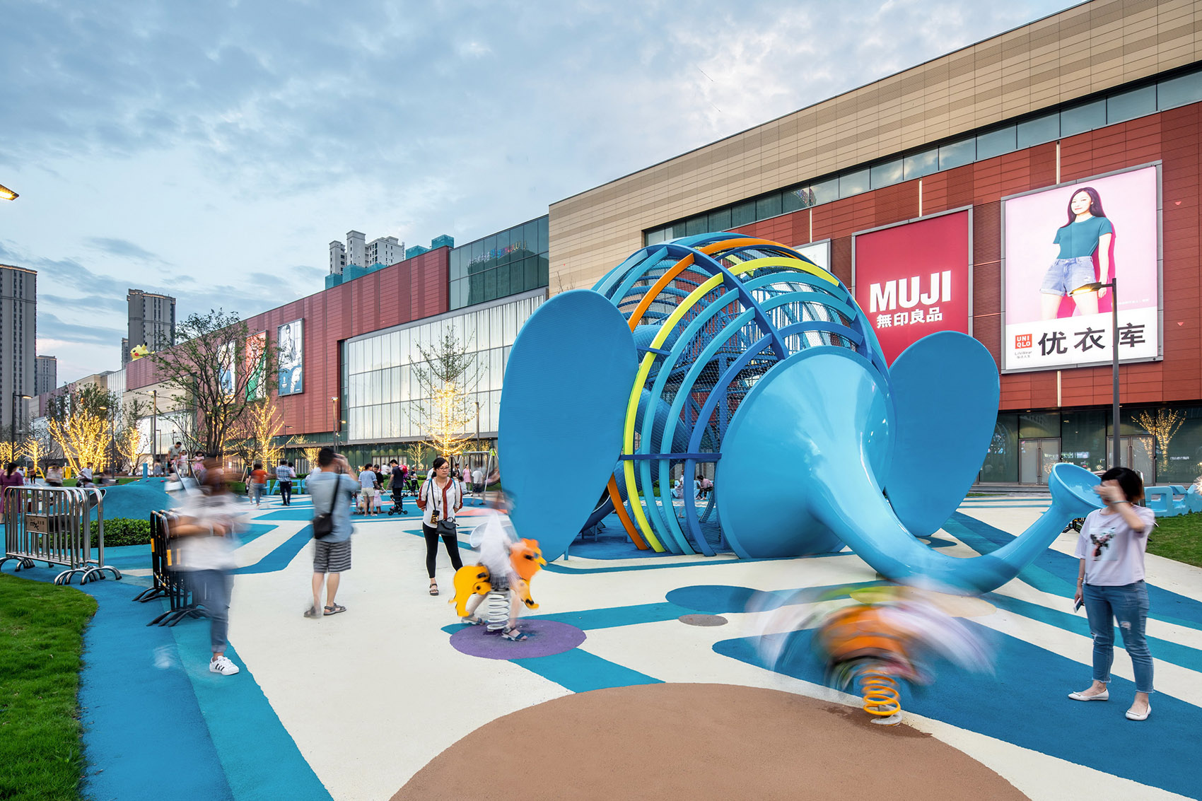 Suzhou Wujiang Mix City, China by Metrostudio - 谷德设计网