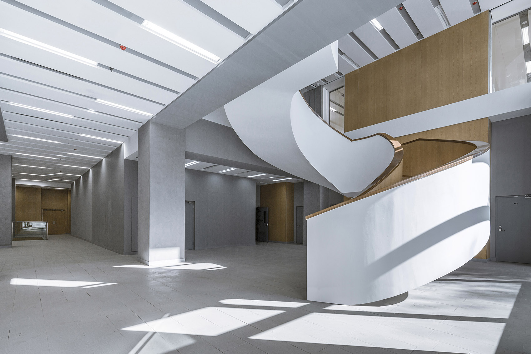 Tsinghua Law Faculty Library, China by Kokaistudios - 谷德设计网