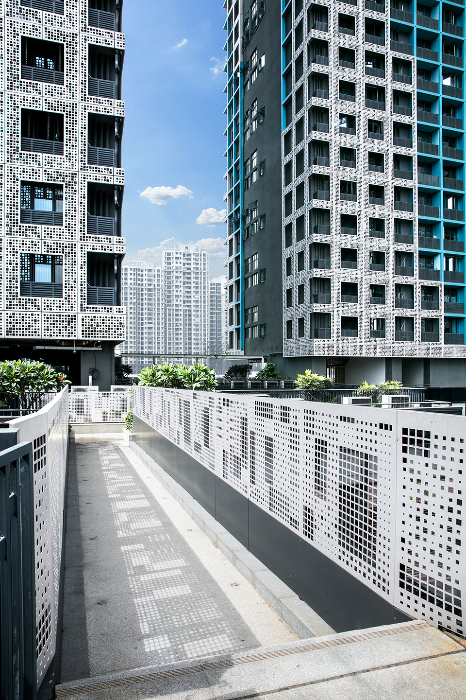 O cubic Plaza, China by Infinite Architects - 谷德设计网