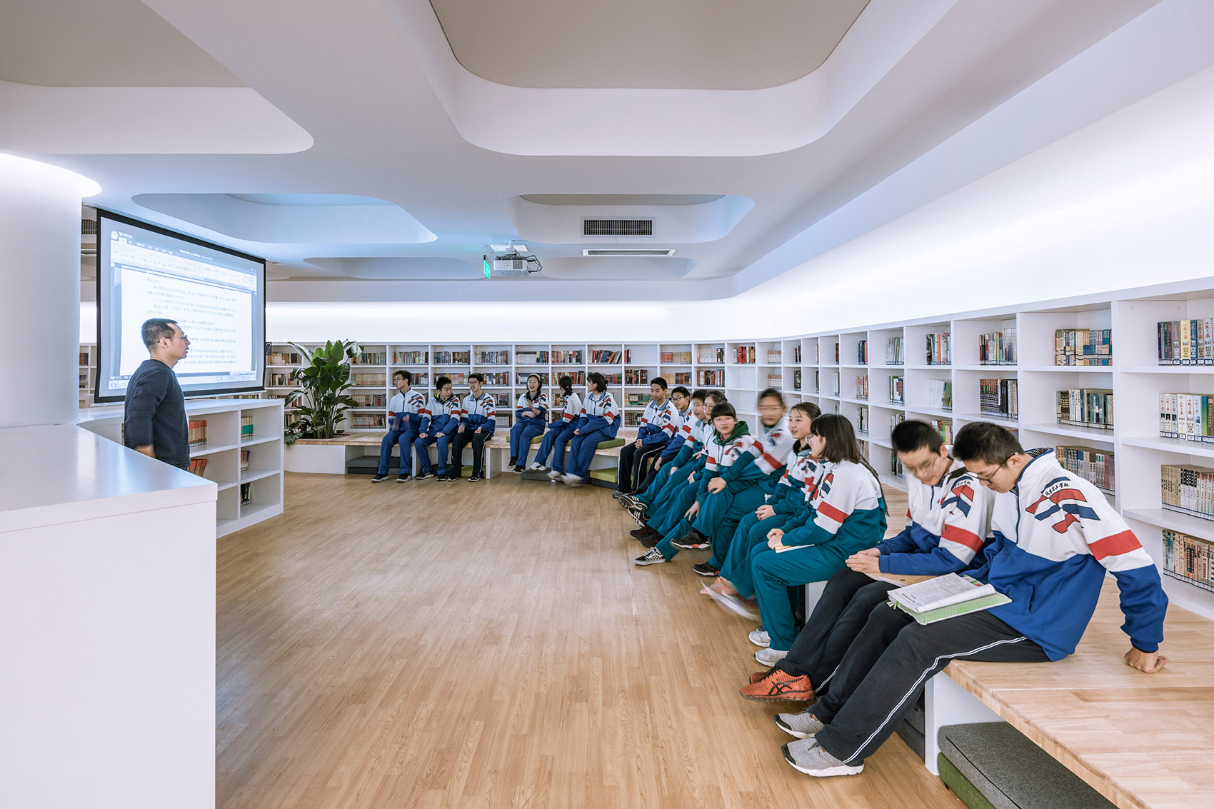 Jingshan School Library Renovatio, China by Hui-Yin Design & Research ...