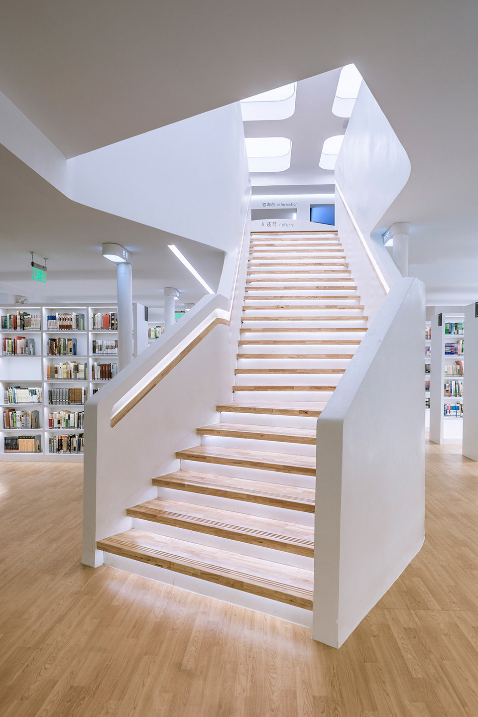 Jingshan School Library Renovatio, China by Hui-Yin Design & Research ...