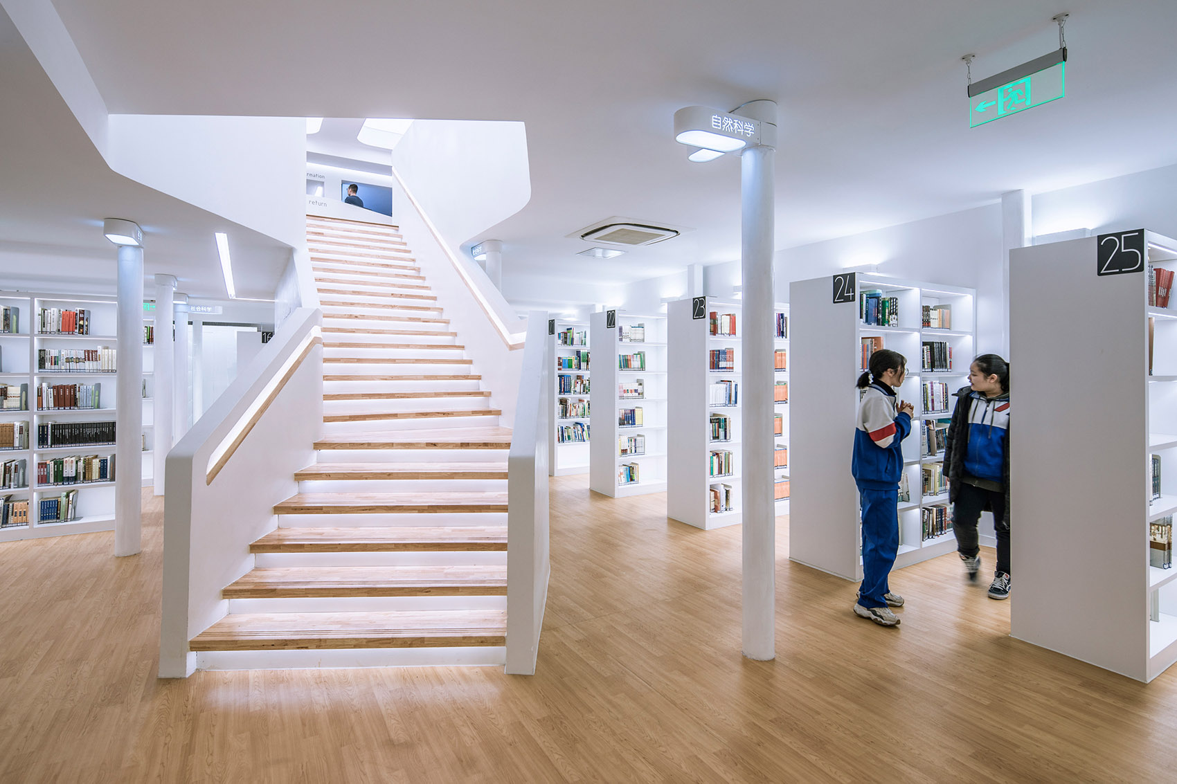 Jingshan School Library Renovatio, China by Hui-Yin Design & Research ...
