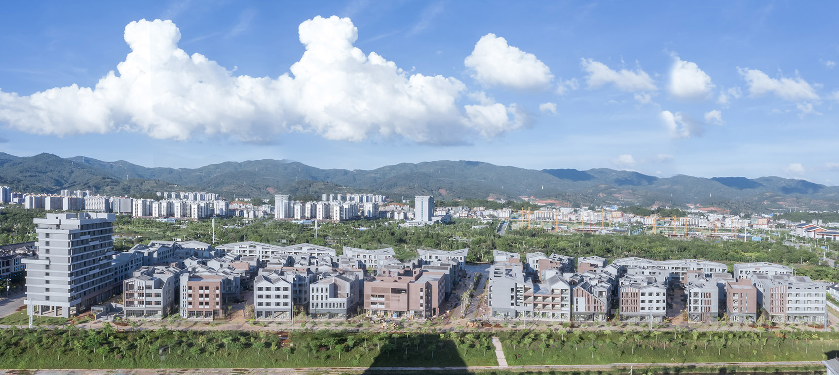 Shan Zhi Meng Custom-Designed Neighborhood, China by YIC Architectural ...