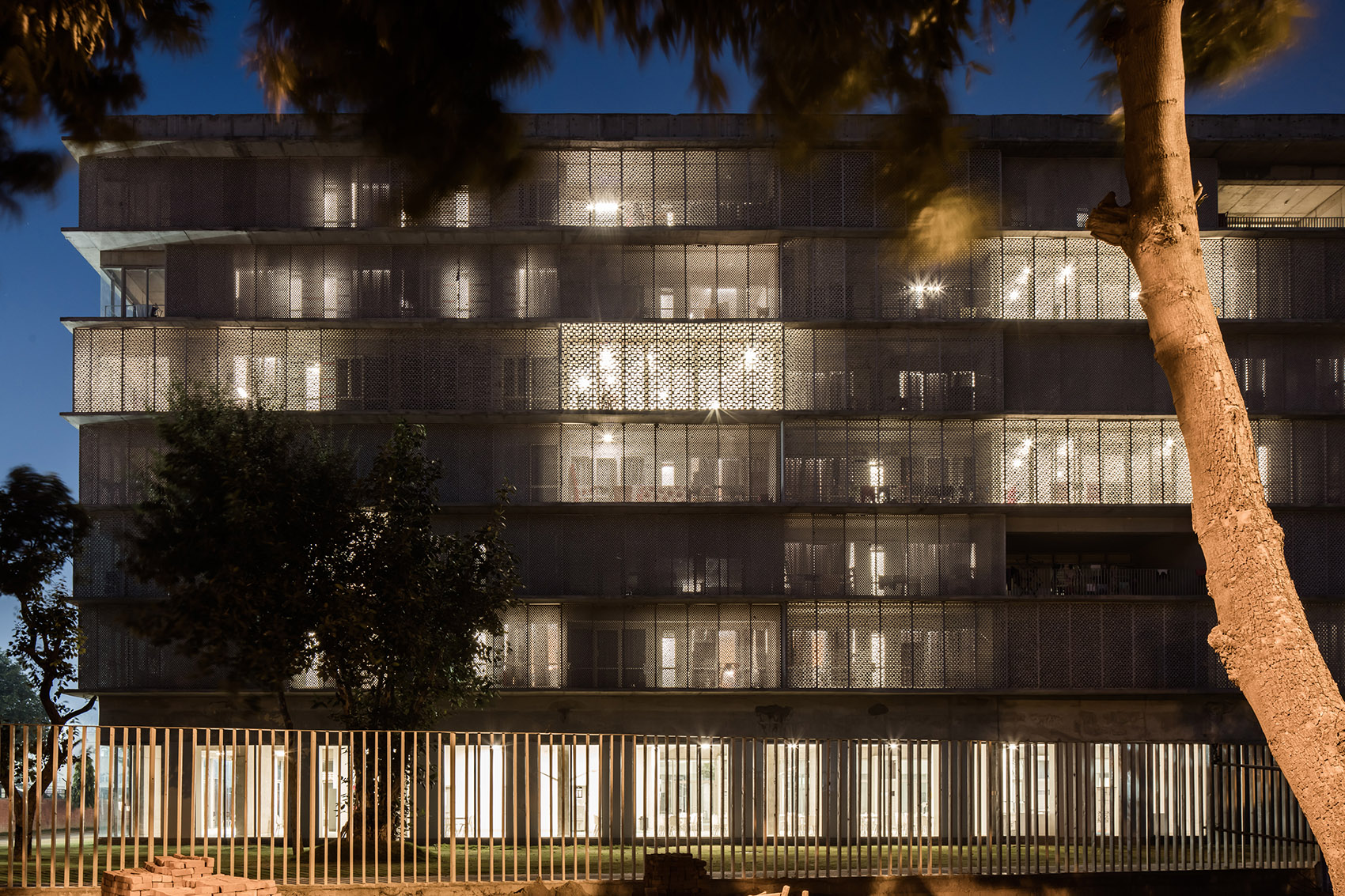 Student Residence Two by McCullough Mulvin Architects - 谷德设计网