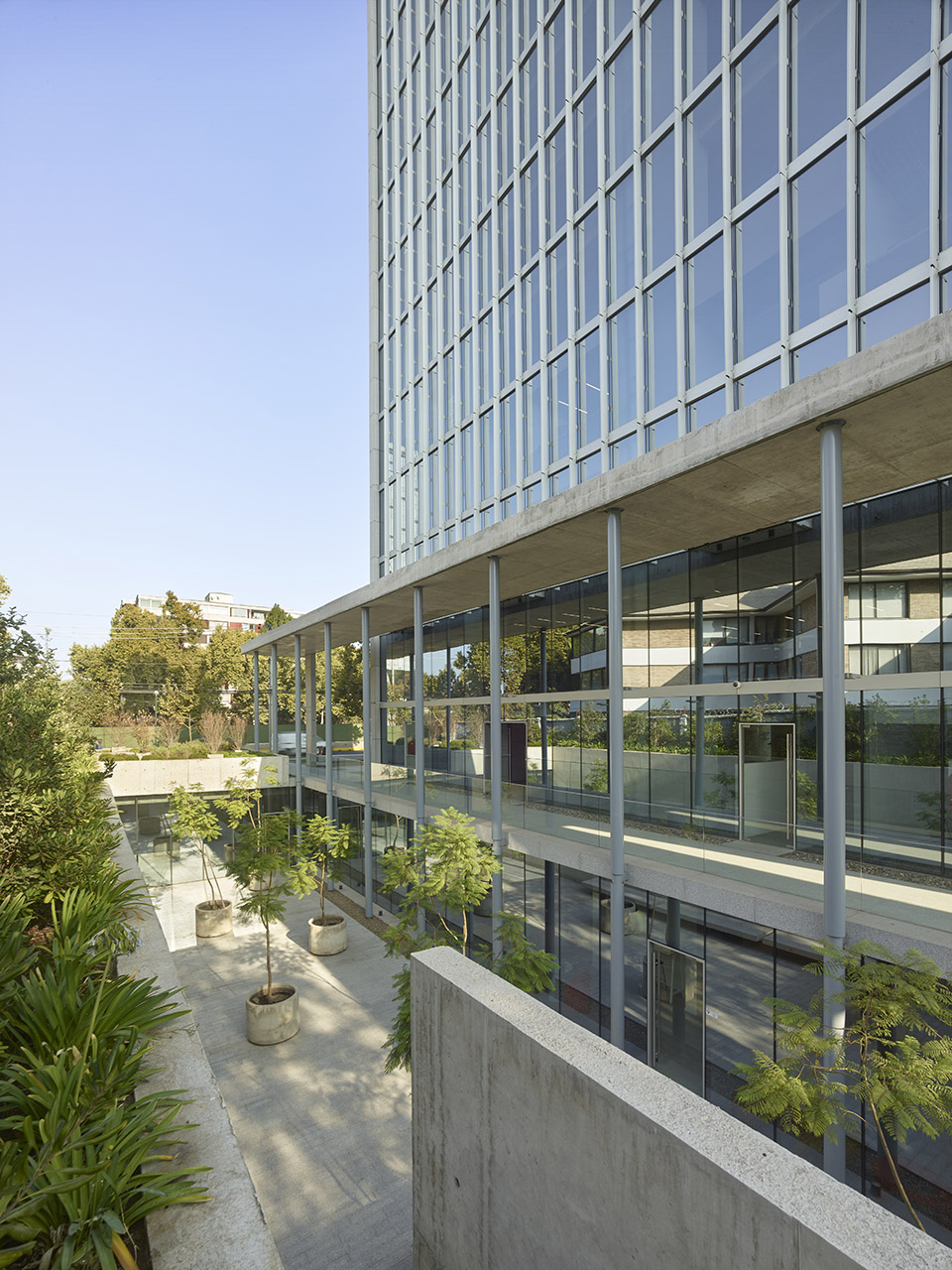 Edificio Vespucio 1777 by +arquitectos - 谷德设计网