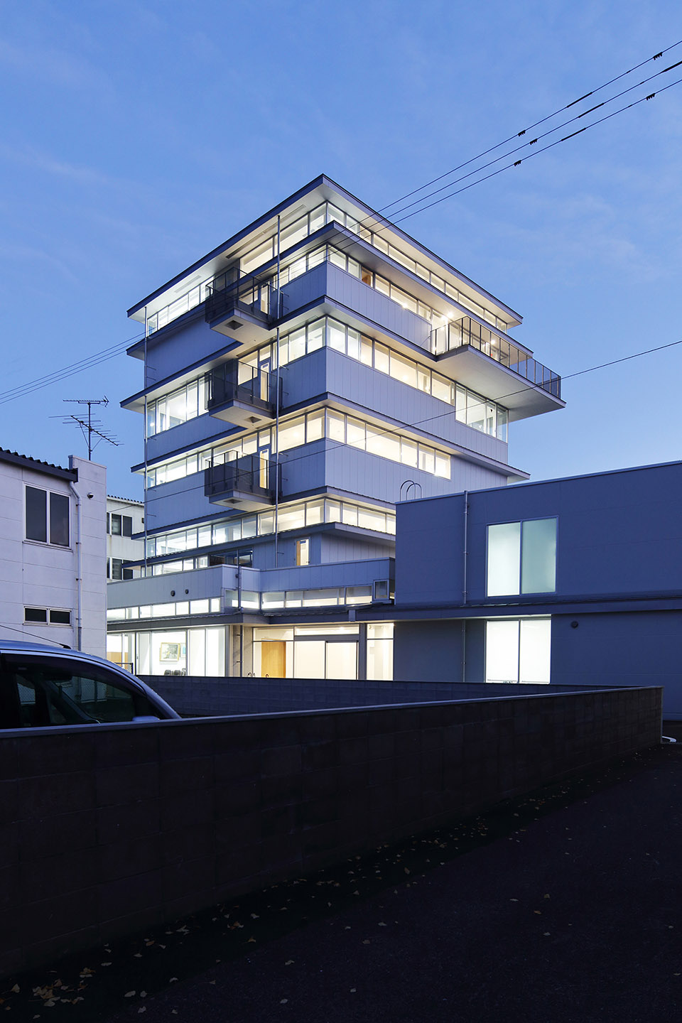 Saga Dental Association Hall by Kazunari Sakamoto Architectural ...