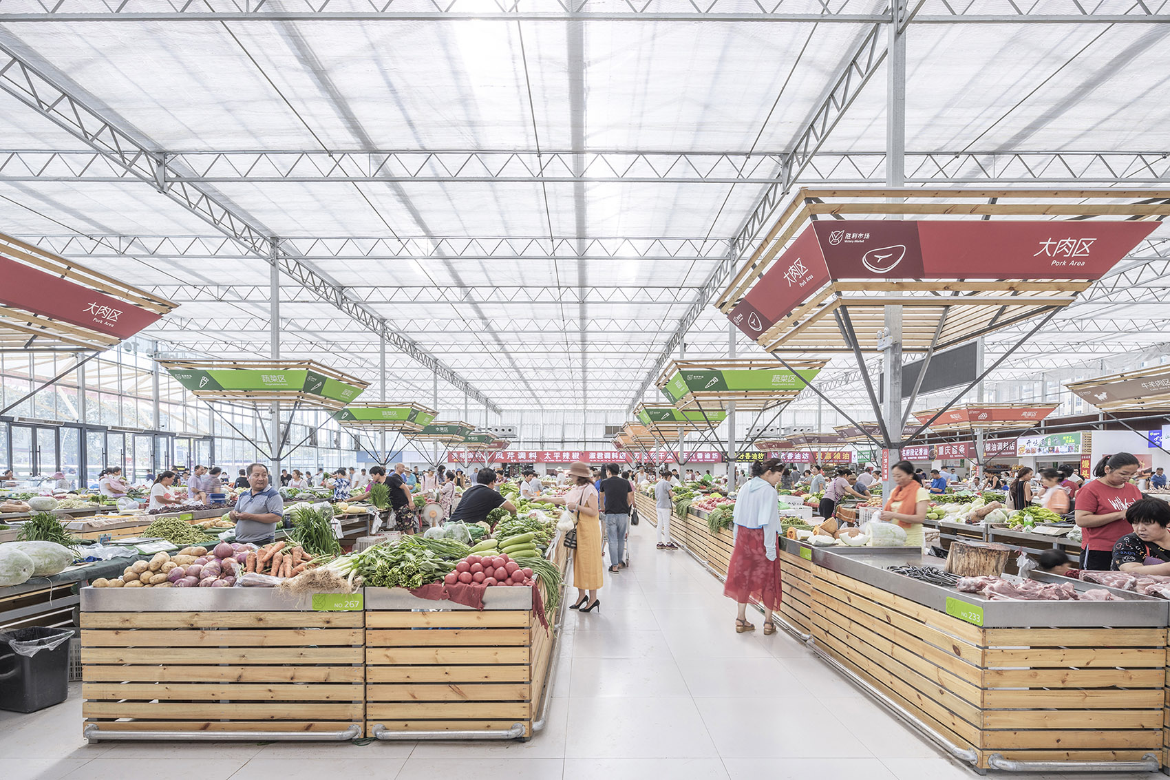 Temporary Site of Shengli Market, China by LUO studio - 谷德设计网