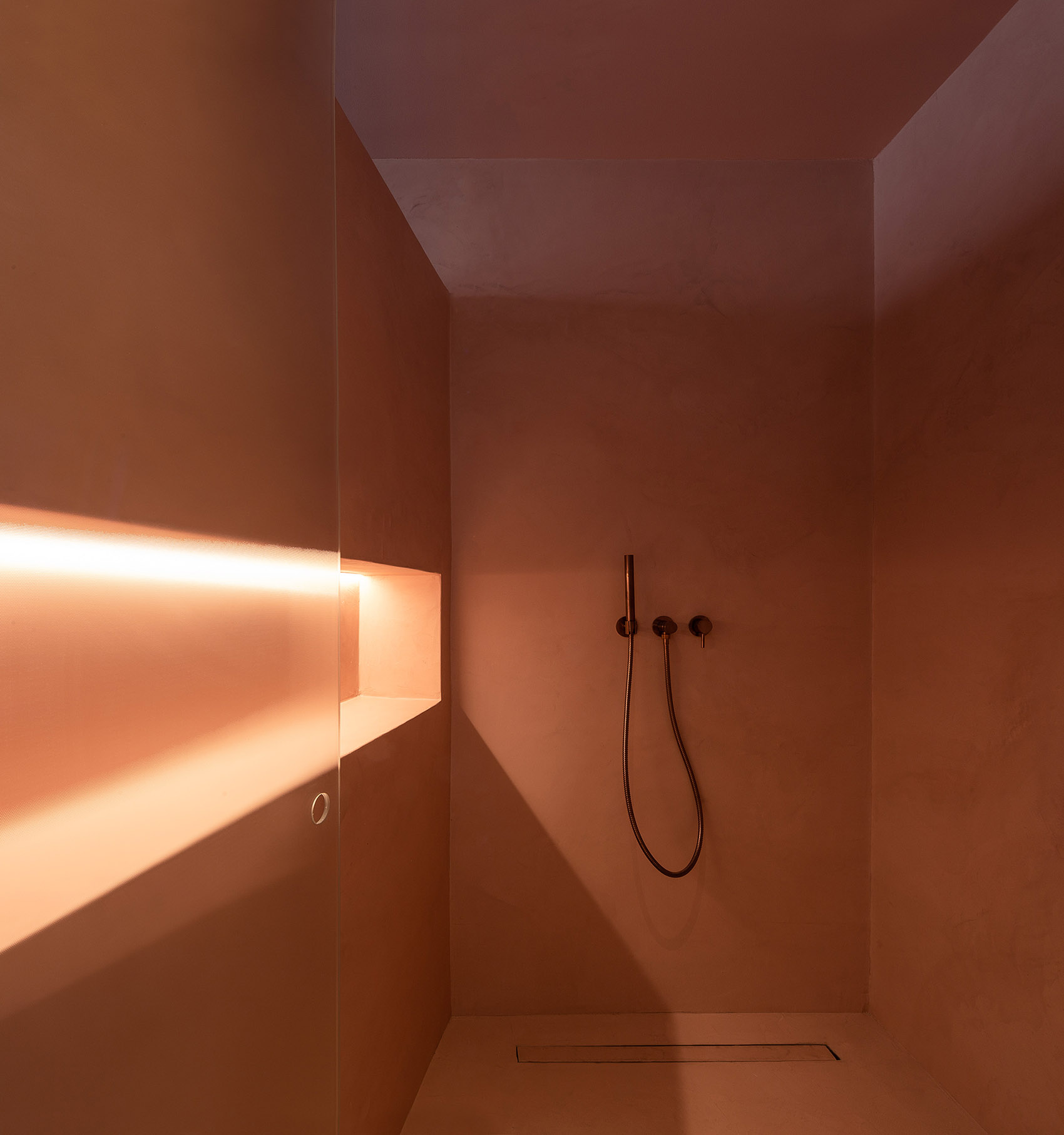 Atic Aribau by Raúl Sánchez Architects - 谷德设计网