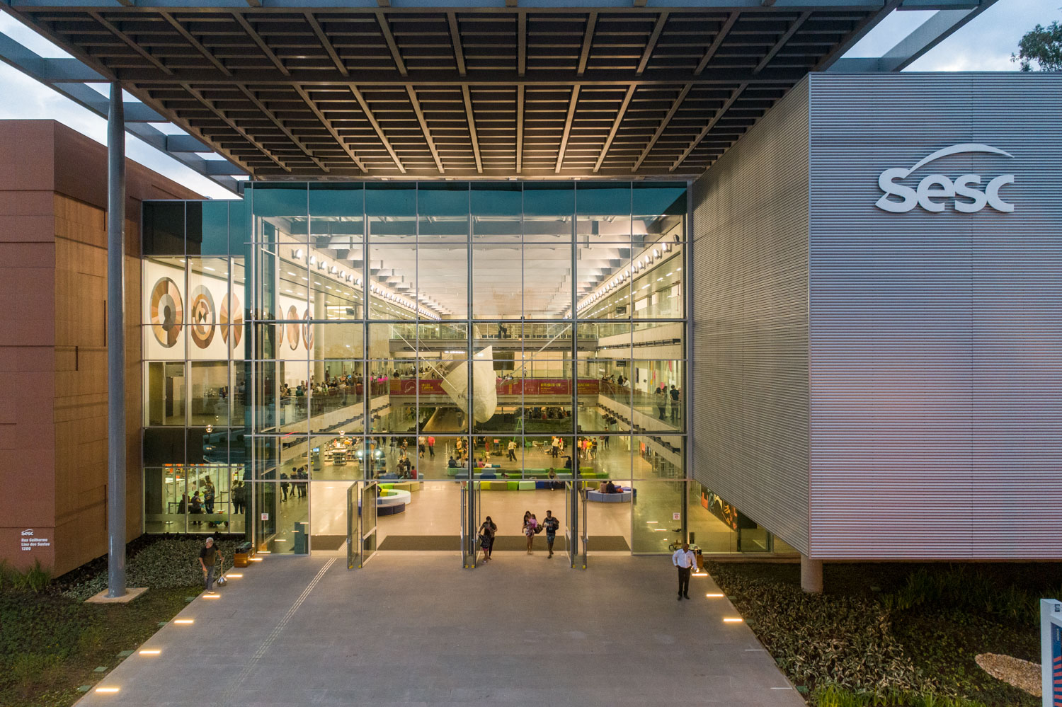 SESC Guarulhos by Dal Pian Arquitetos - 谷德设计网