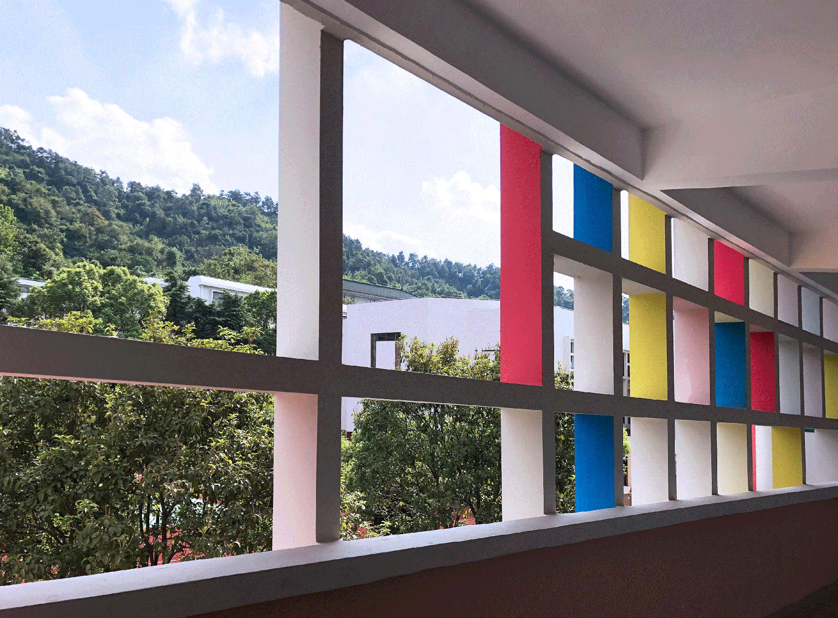 Shaoxing Shangyu Longshan School Facade Renovation Design by Muliang ...