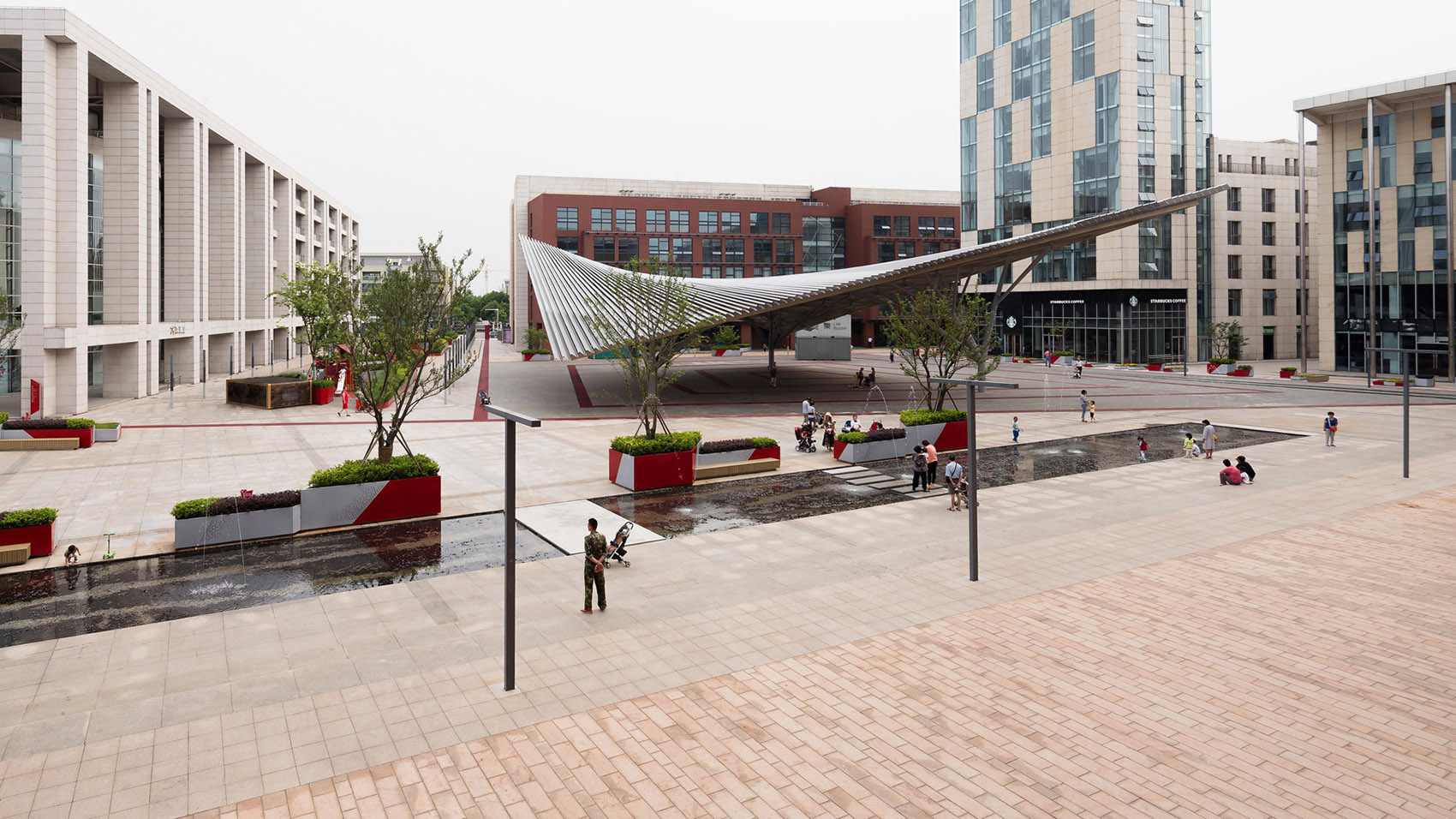 Anting New Town Central Square Renovation by Kokaistudios - 谷德设计网