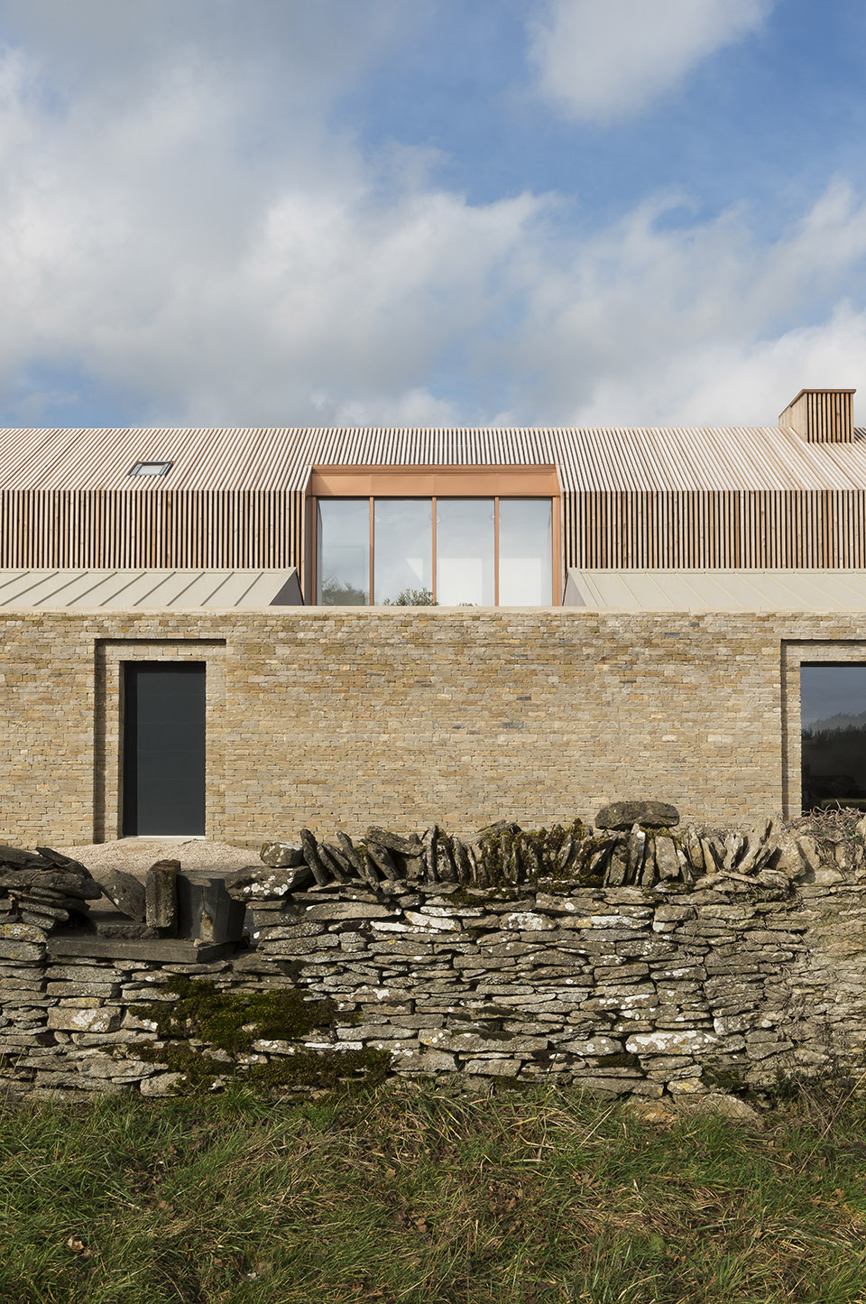 Long House by Bureau de Change - 谷德设计网