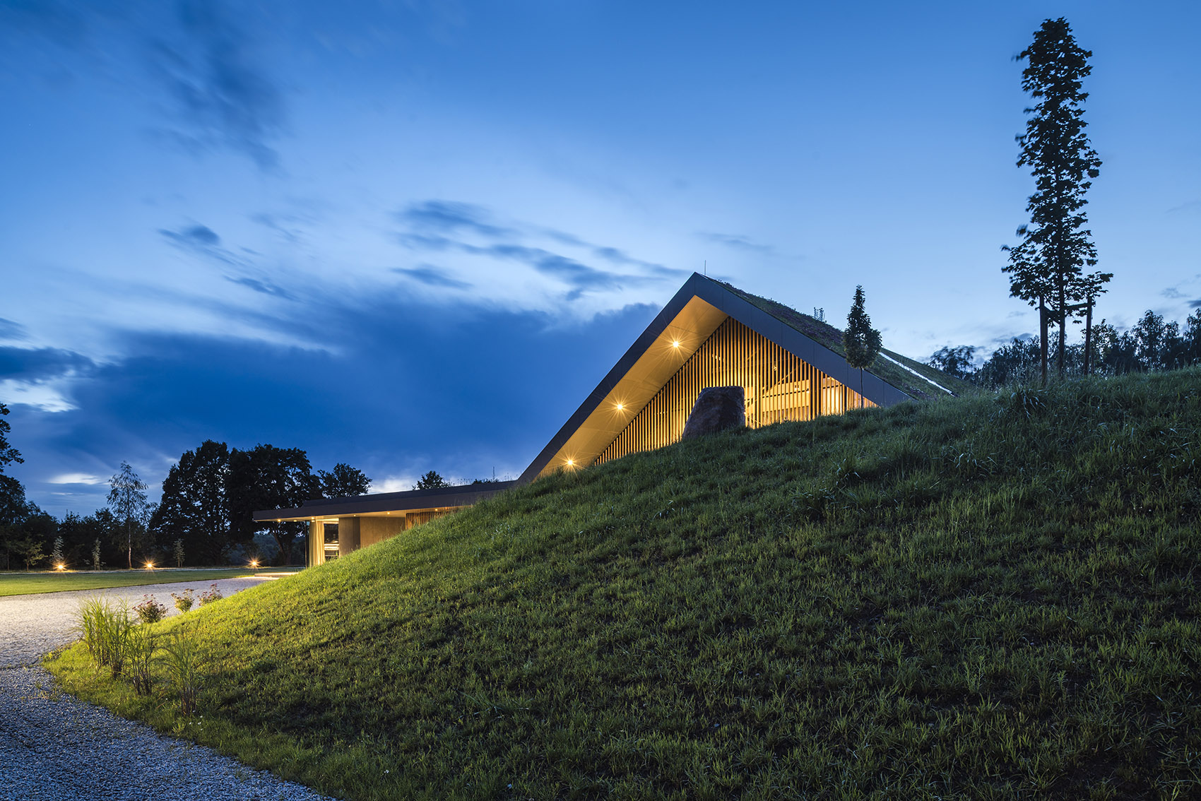 Green Line by Mobius Architects - 谷德设计网