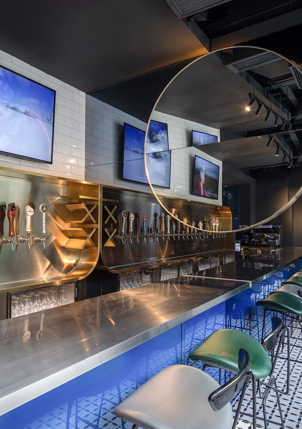 MOONCRAFT, China by o&o studio - 谷德设计网