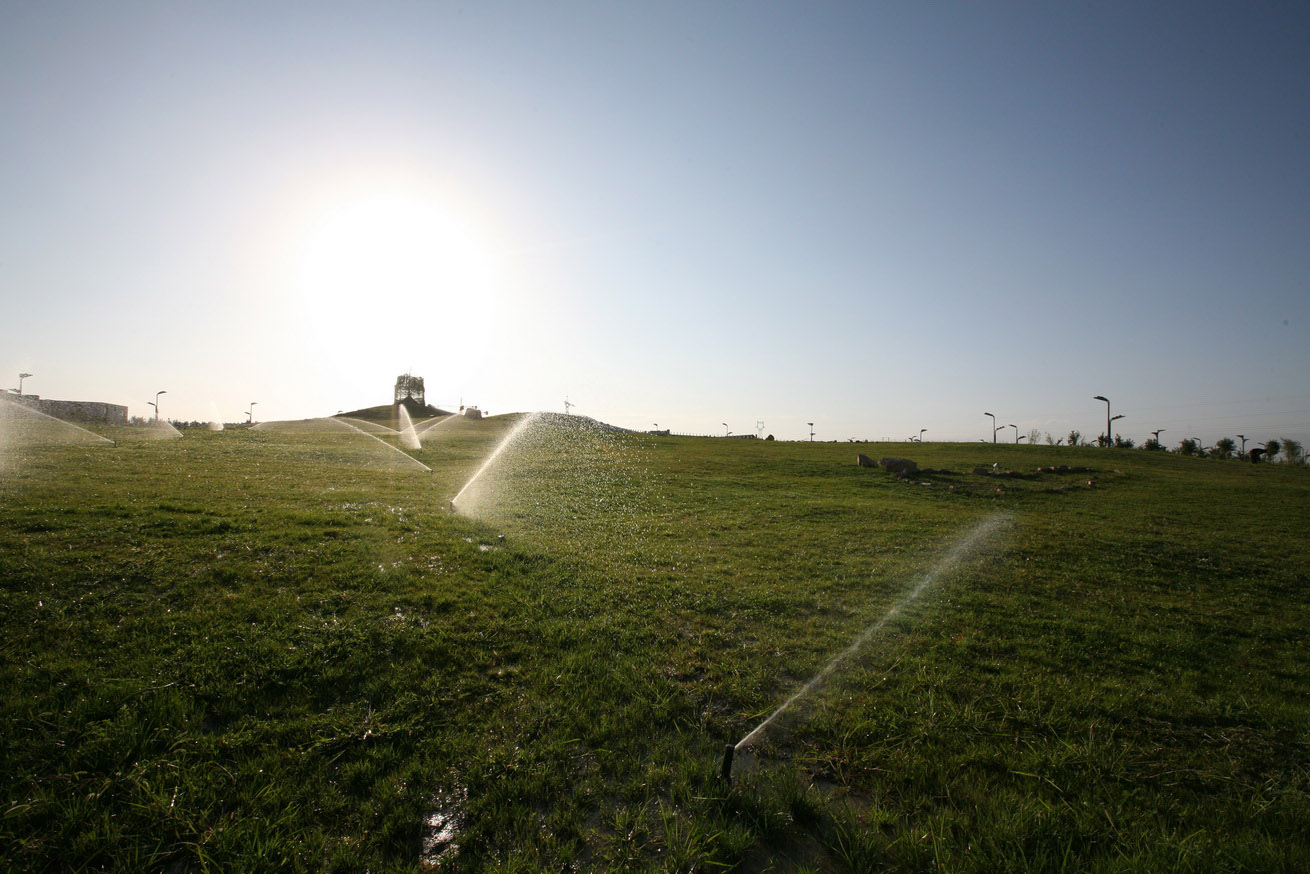 Xinjiang Bole Wenhua Road Roundabout, China by R-land - 谷德设计网