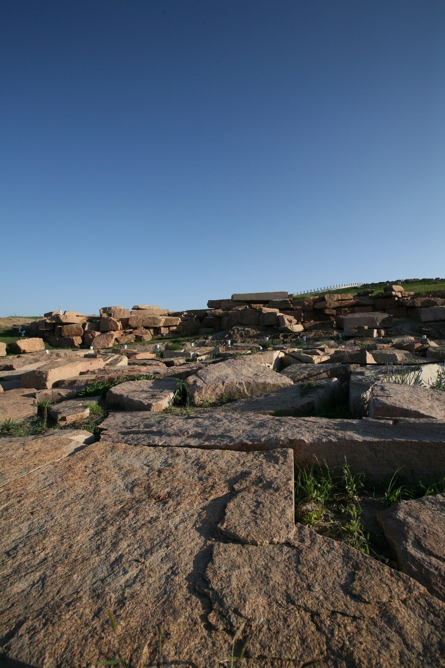 Xinjiang Bole Wenhua Road Roundabout, China by R-land - 谷德设计网