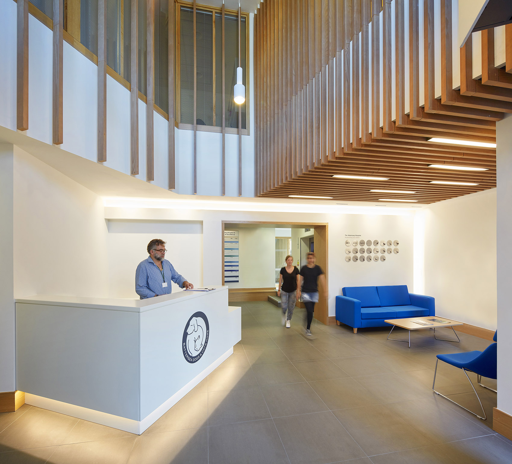 Battersea Dogs & Cats Home by Jonathan Clark Architects - 谷德设计网
