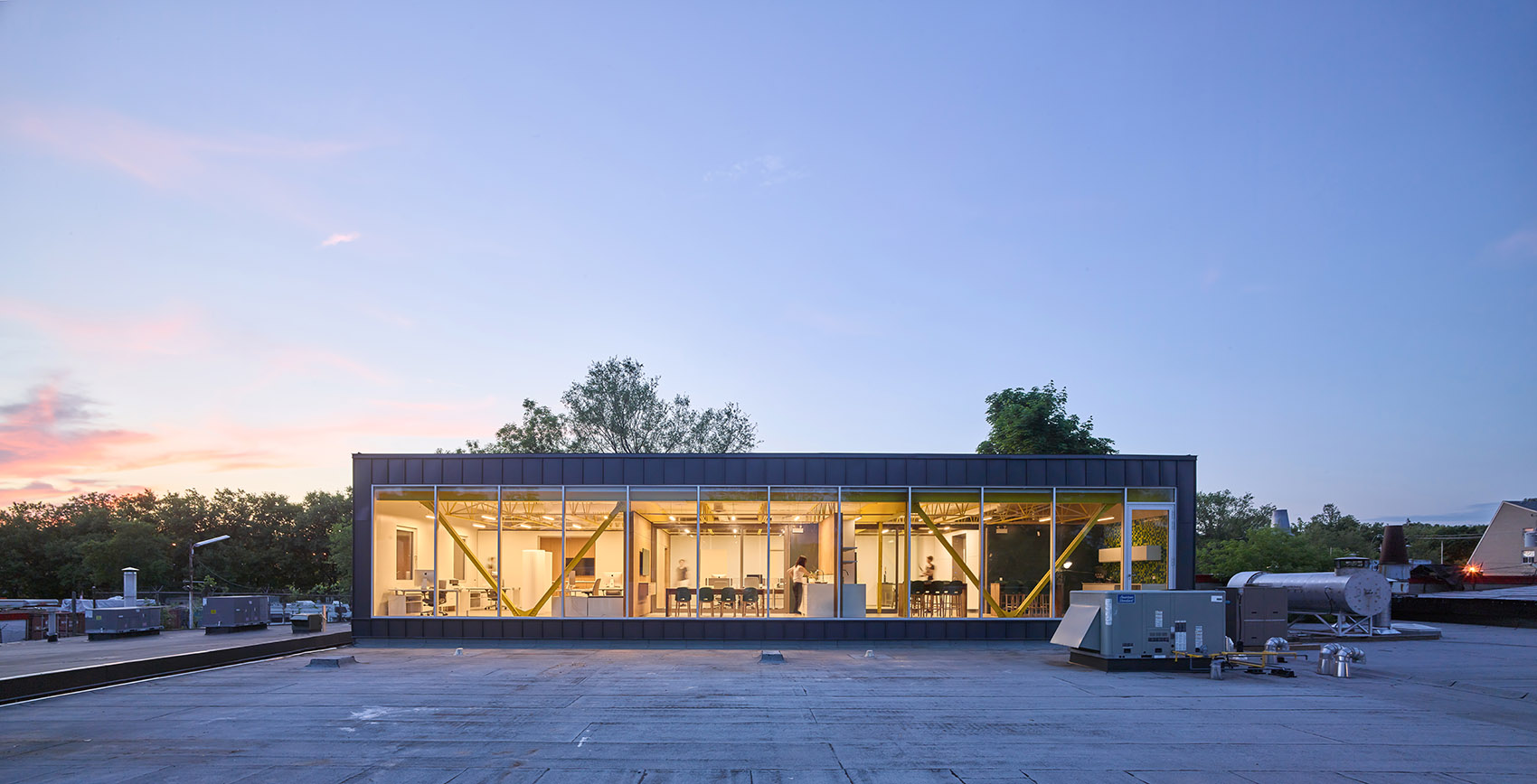 Pilot Coffee Roasters cafés by Williamson Williamson Inc. - 谷德设计网