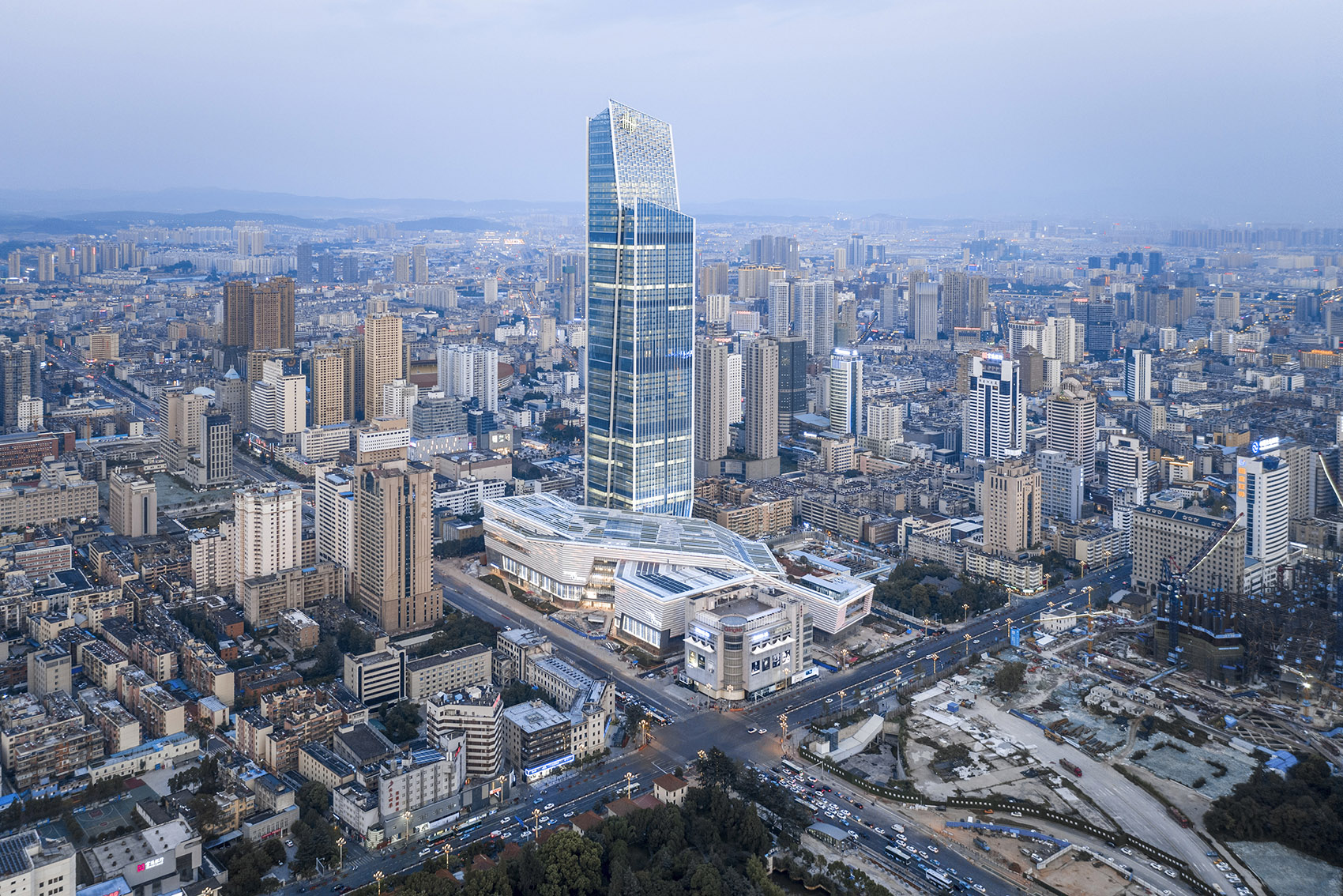 The Spring City 66 in Kunming, China by KPF - 谷德设计网