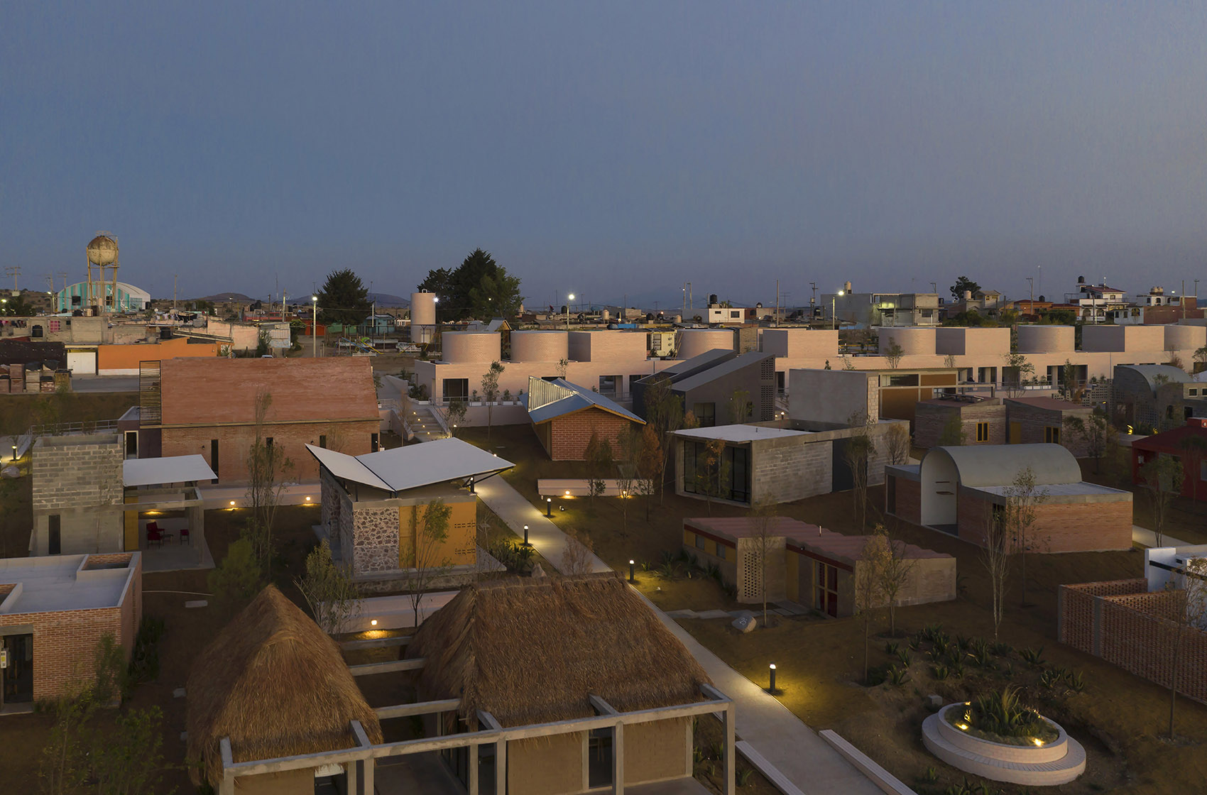 Housing No. 8 (Laboratorio de Vivienda) by MOS - 谷德设计网