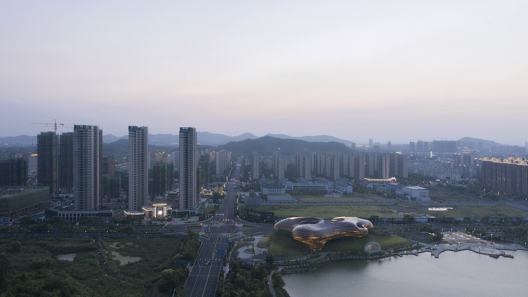 Liyang Museum, China by CROX - 谷德设计网