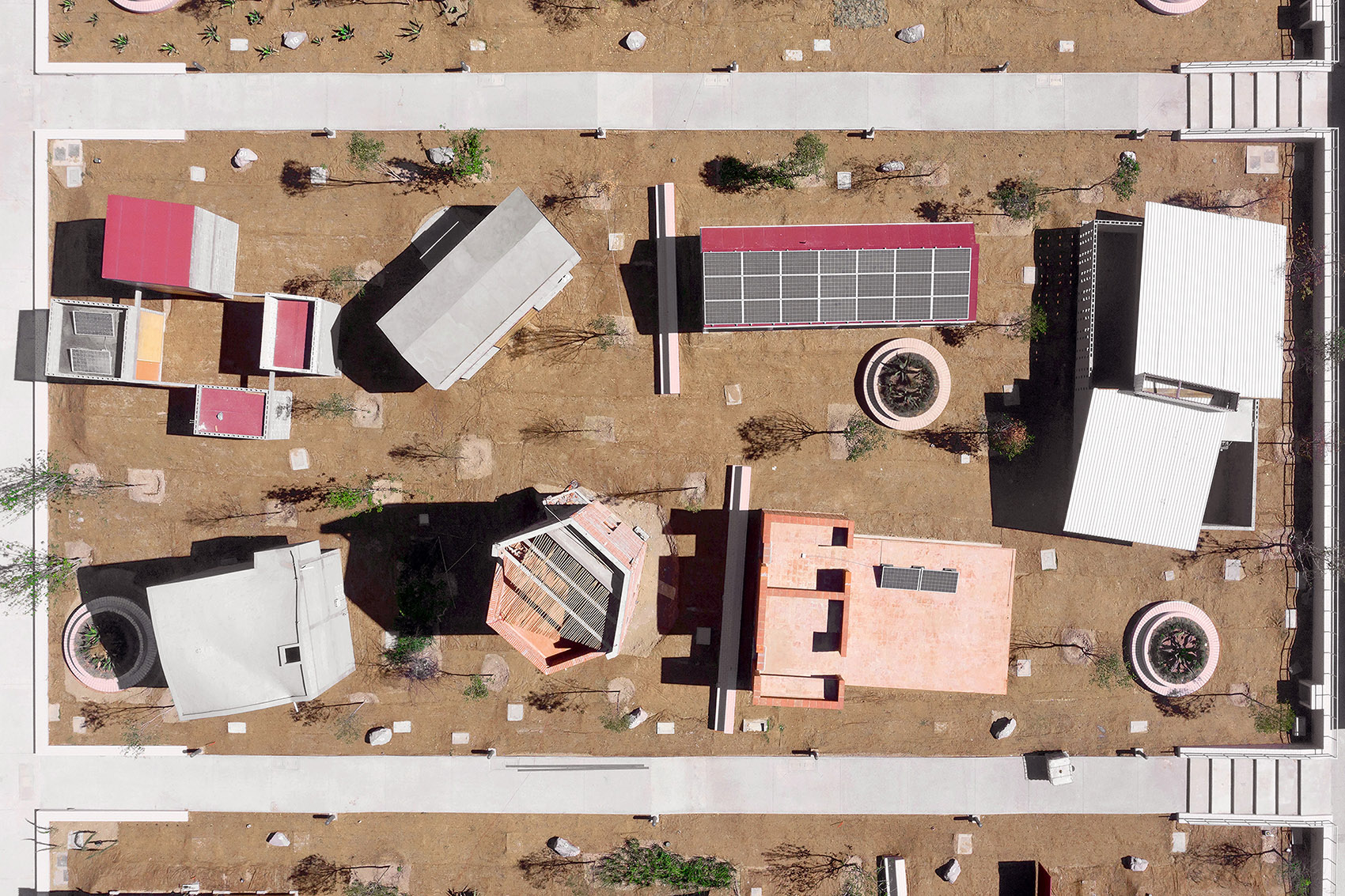 Housing No. 8 (Laboratorio de Vivienda) by MOS - 谷德设计网