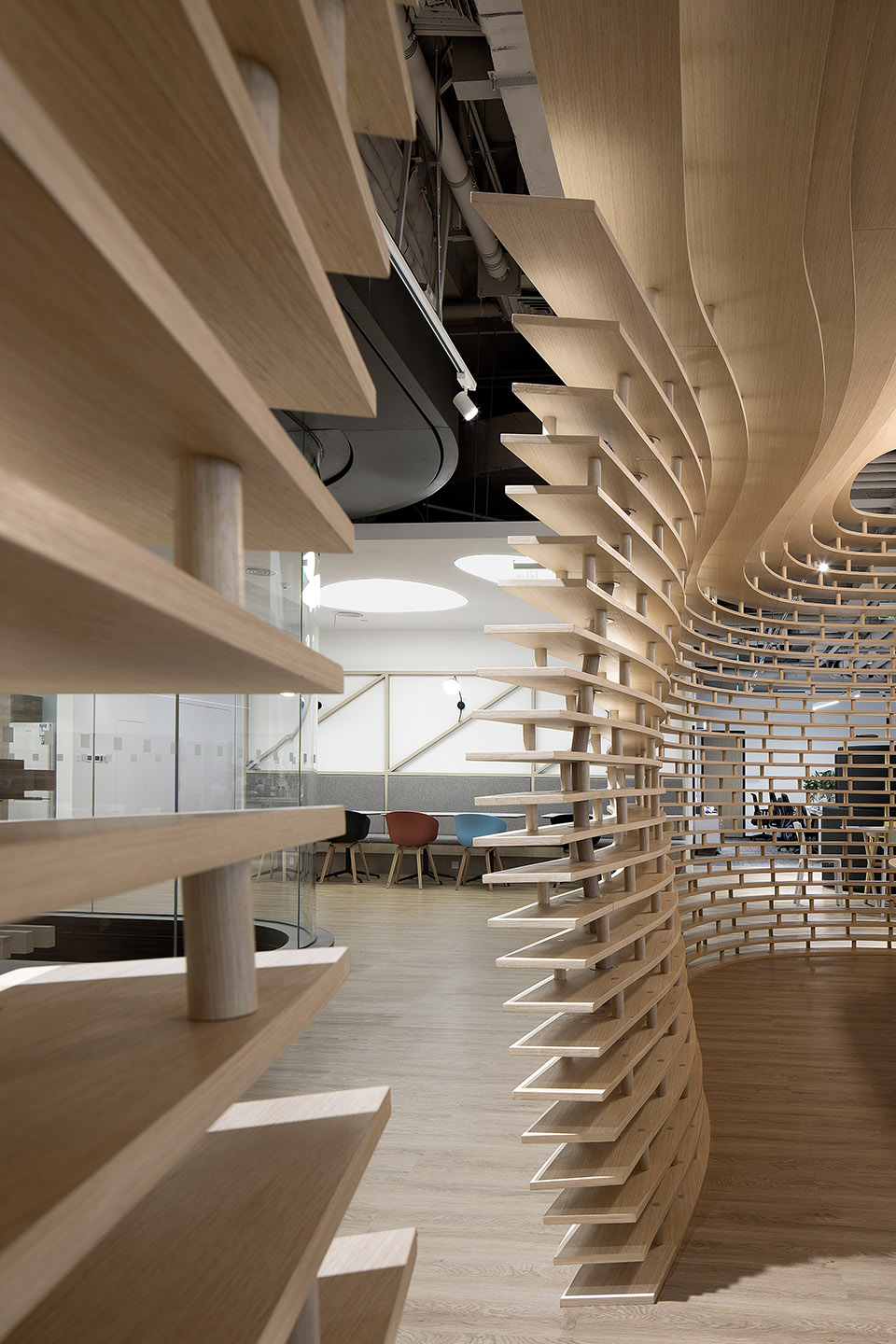 Office Design for Bairong Yunchuang Technology Co., Ltd. in Beijing ...