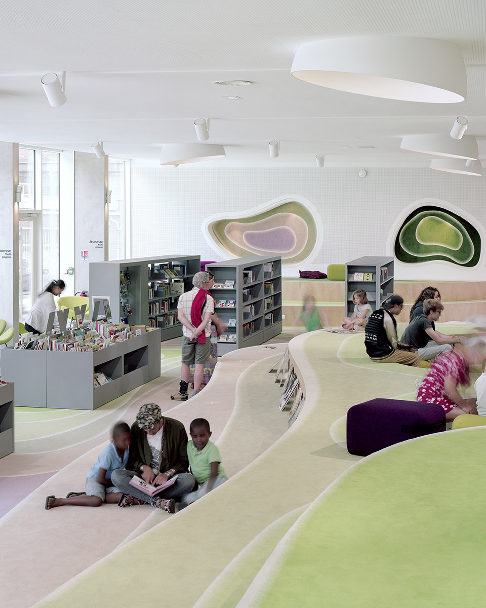 Transformation of the Museum of Fine Arts of Dunkirk into a library by ...