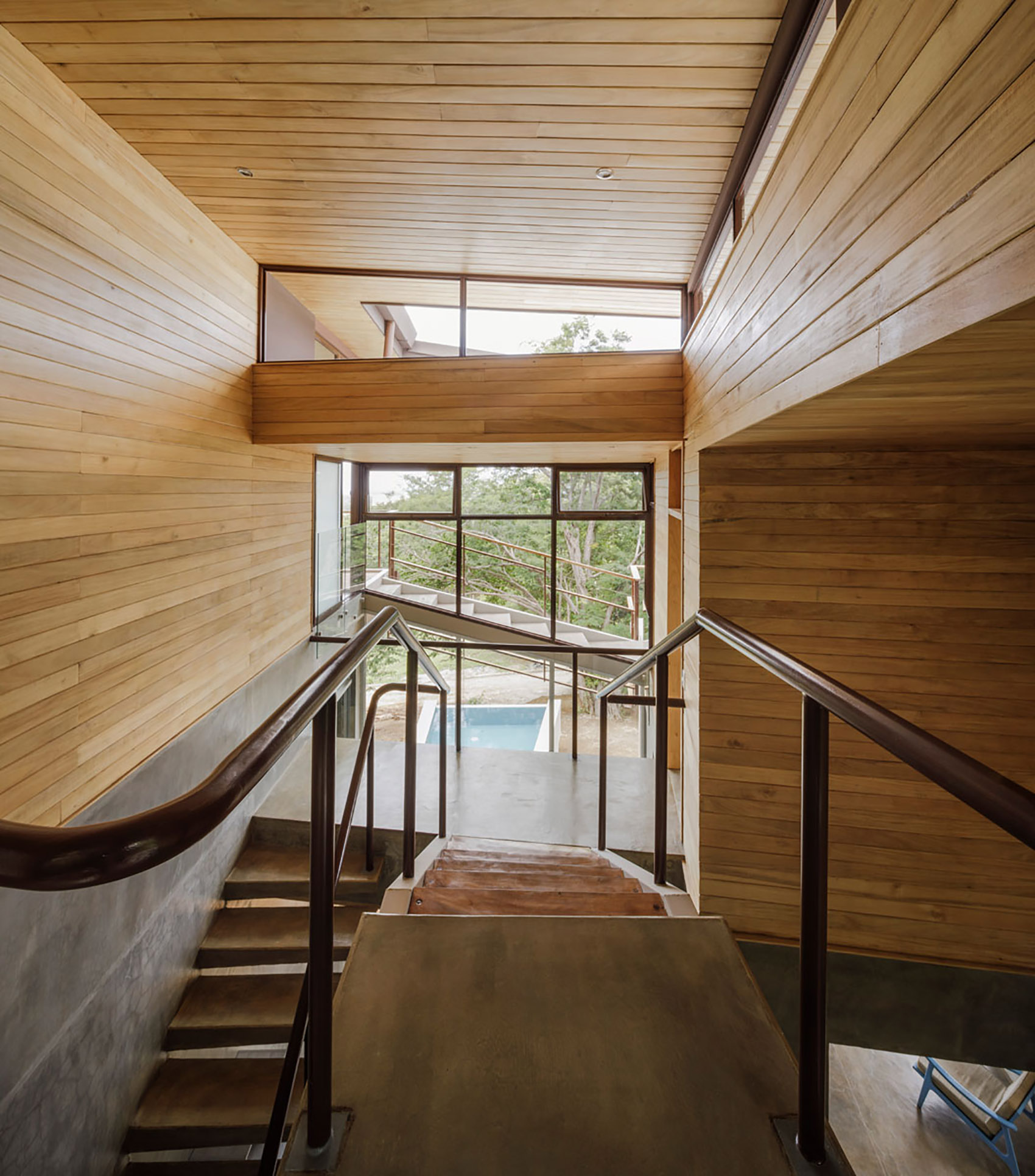 Balcony House by LABORATORY SUSTAINING DESIGN - 谷德设计网