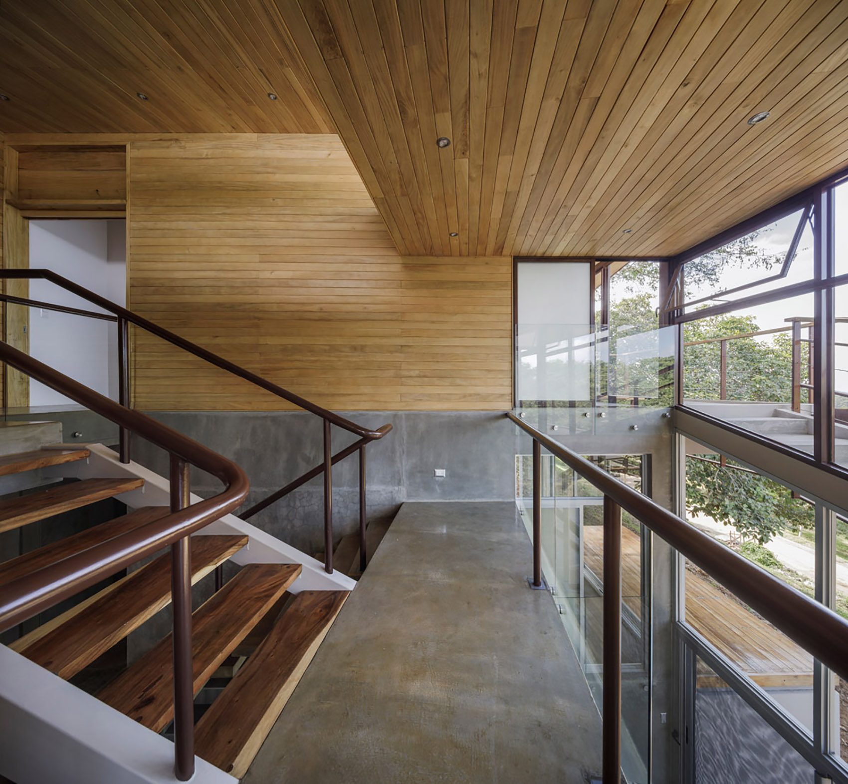 Balcony House by LABORATORY SUSTAINING DESIGN - 谷德设计网