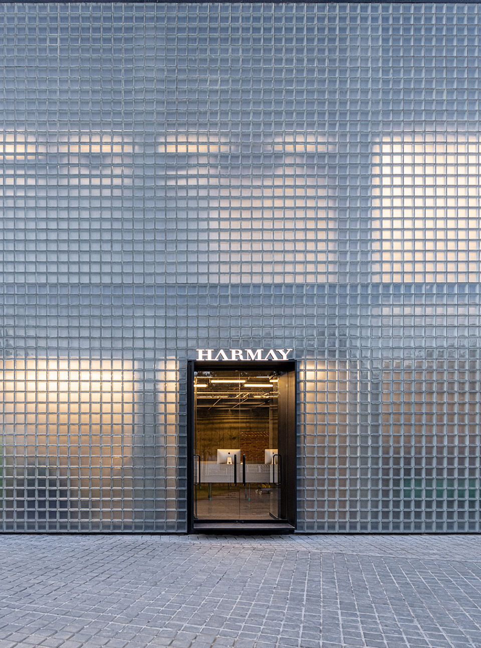 HARMAY cosmetics retail store, China by AIM Architecture - 谷德设计网