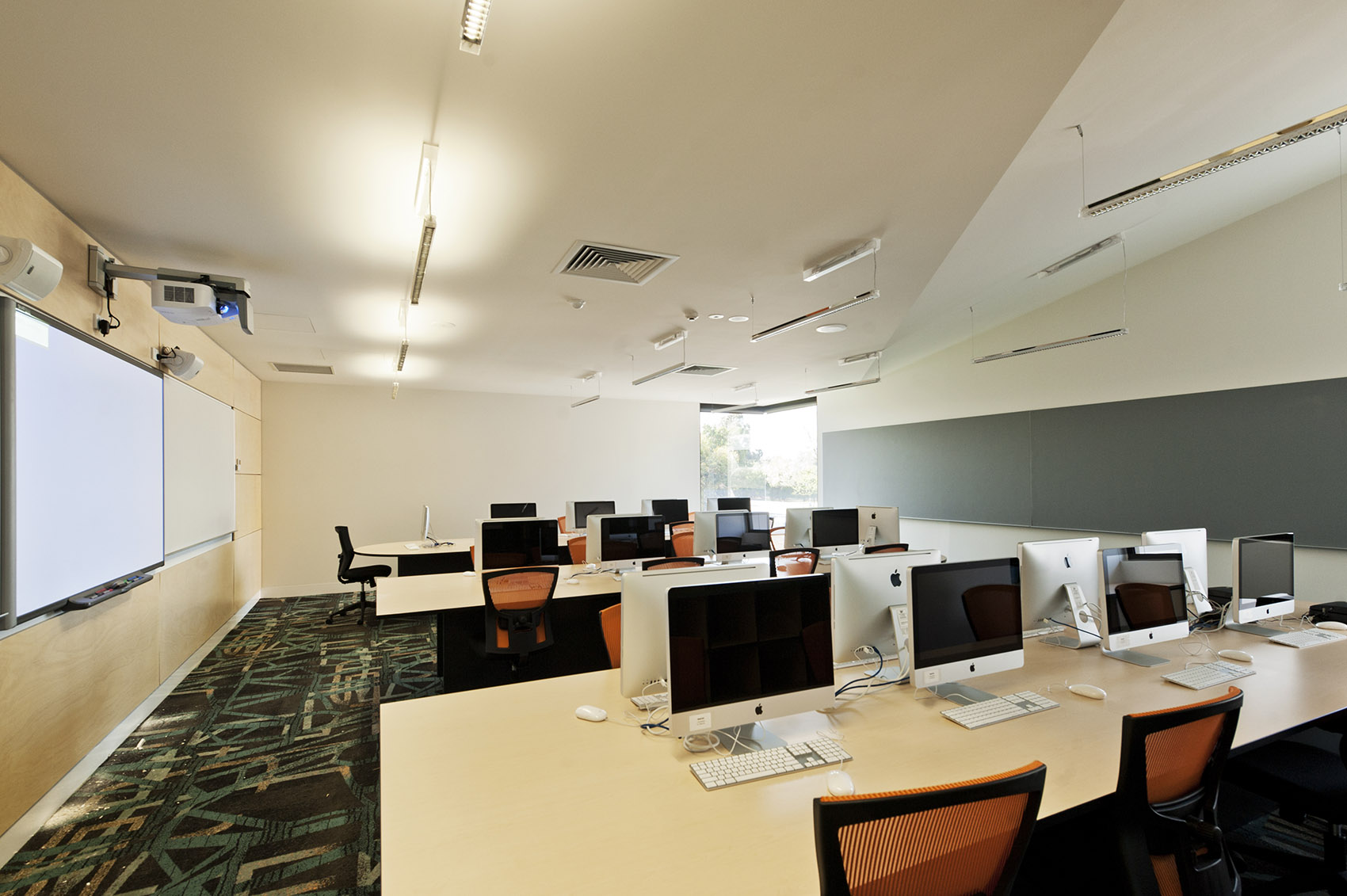 PLC Learning Resource Centre by Cox Architecture - 谷德设计网