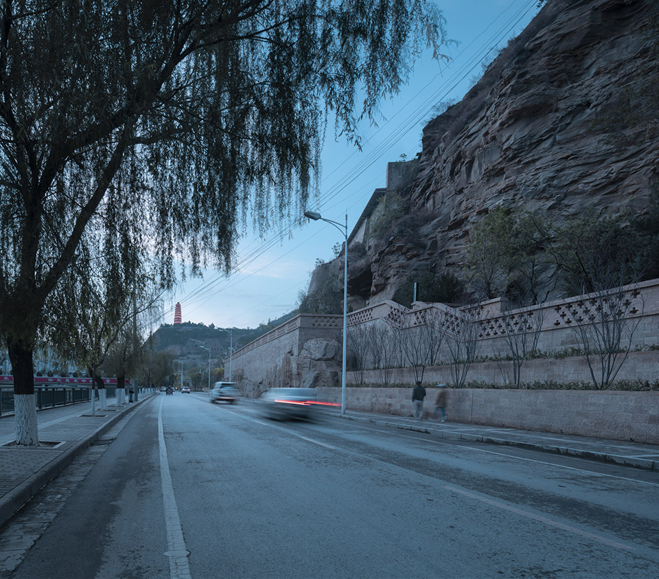 Yan’an Baota Mountain Tourist Centre, China by Architectural Design ...
