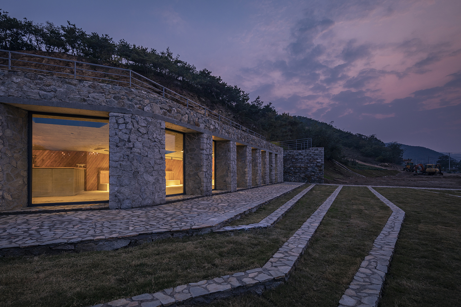 Stone Nest Amphitheatre in Weihai, China by He Wei Studio - 谷德设计网