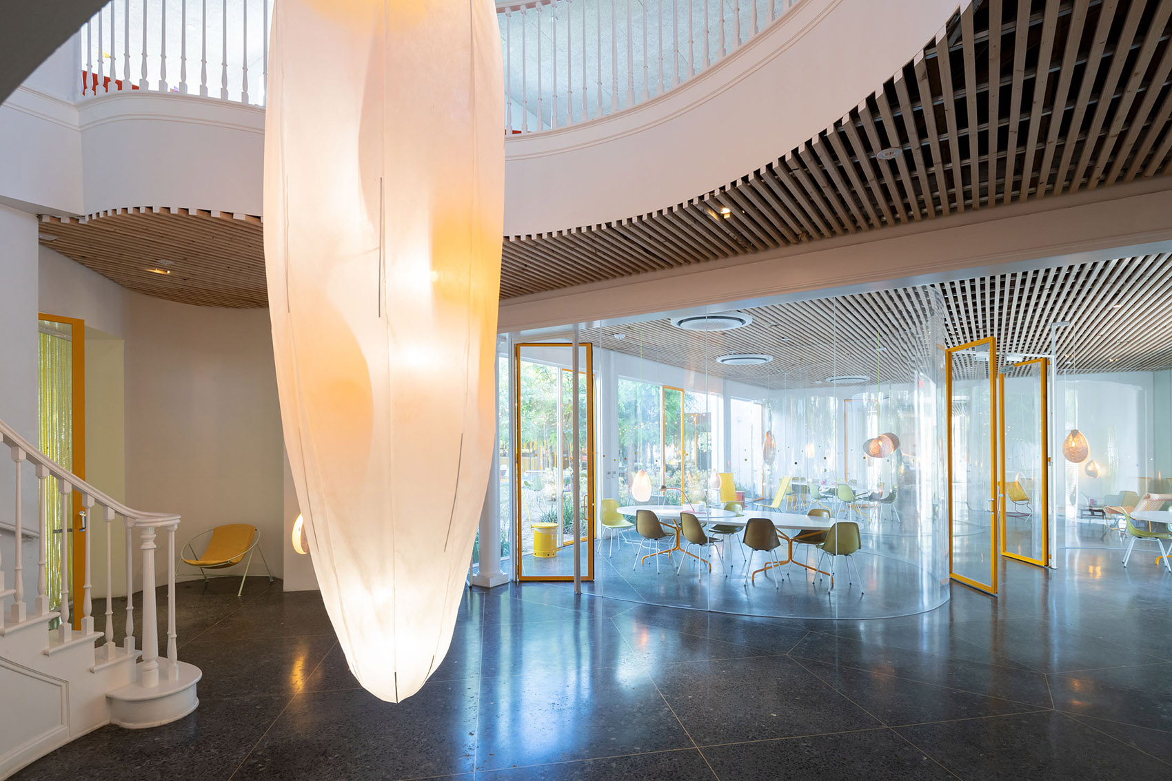 Second Home Offices in Hollywood by Selgascano - 谷德设计网