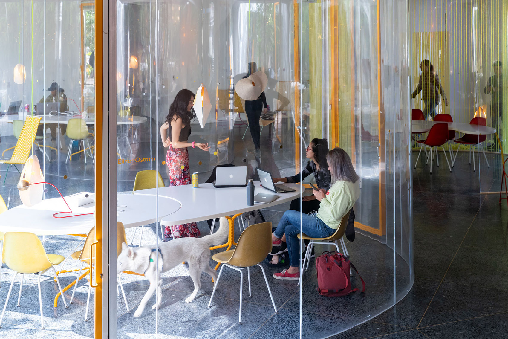 Second Home Offices in Hollywood by Selgascano - 谷德设计网