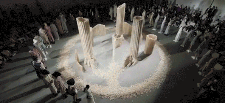 The man in a shell, China by ARCHIEE - 谷德设计网