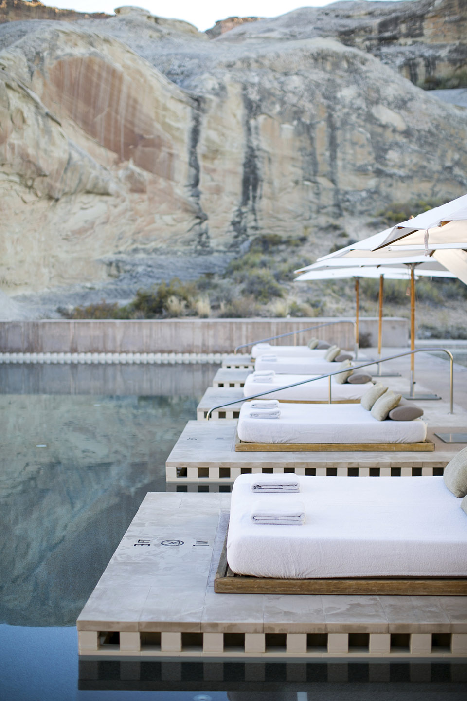 Amangiri by Wendell Burnette Architects + Luxury Frontiers - 谷德设计网