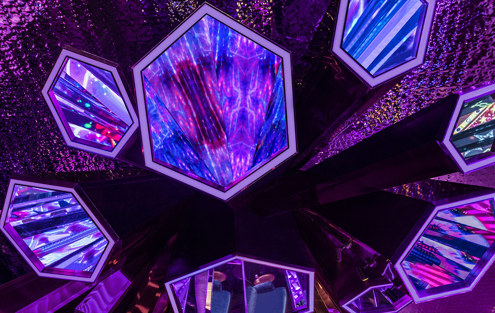 Tian Yue KTV, China by SPACE³ INTERIOR DESIGN - 谷德设计网