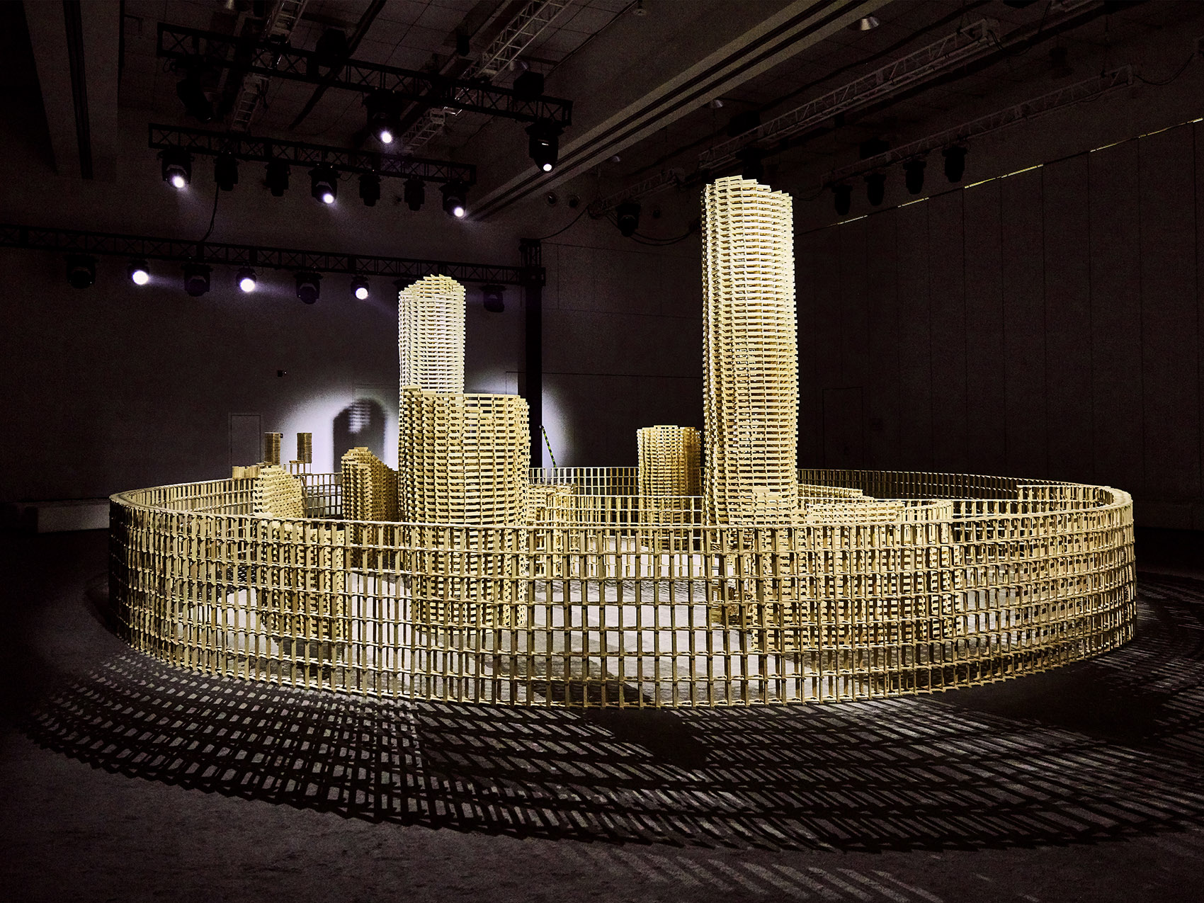 The man in a shell, China by ARCHIEE - 谷德设计网