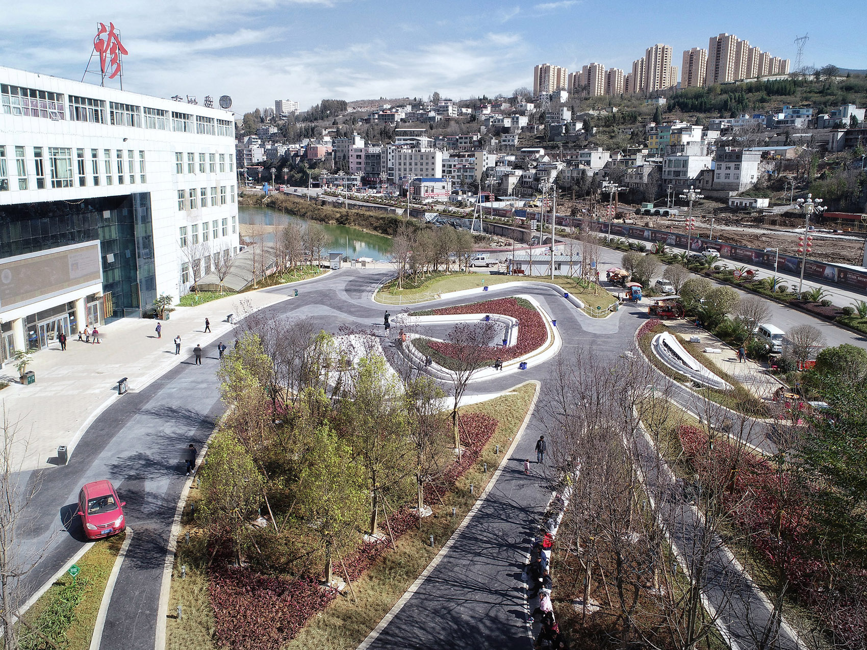 Panzhou People’s Hospital Health Garden, China by Tianshang Design ...