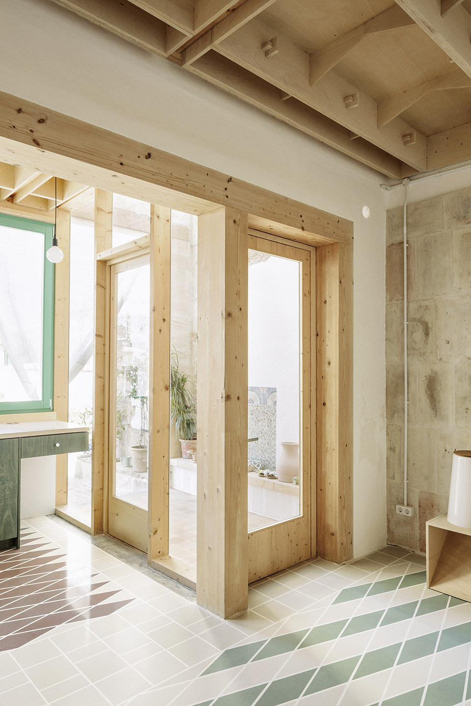 Plywood House by Feina Studio - 谷德设计网