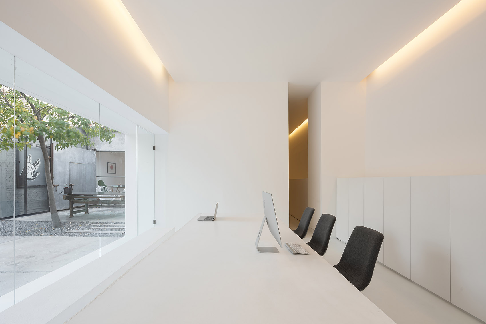 HW-STUDIO Office by HW-STUDIO - 谷德设计网