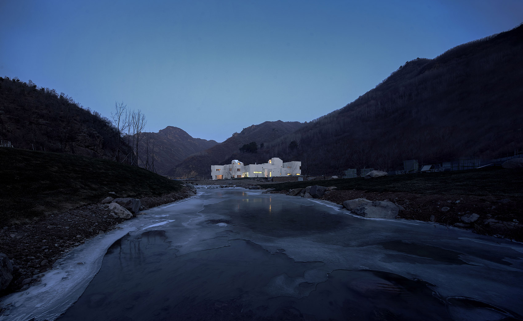 Rehe Valley Sky Yard, China by gad - 谷德设计网