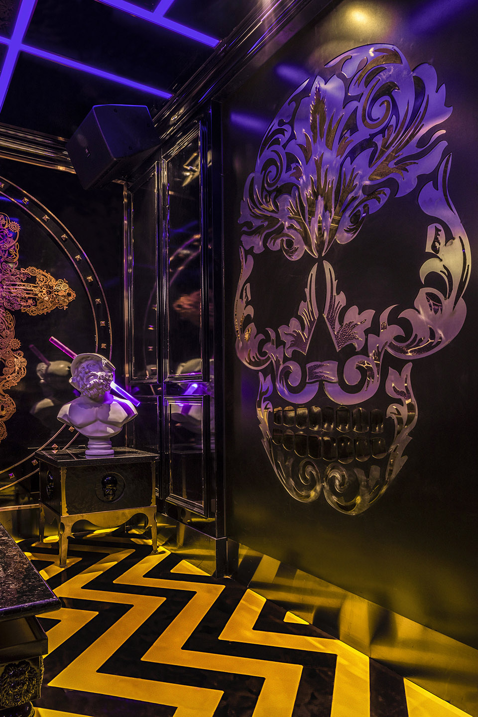 Tian Yue KTV, China by SPACE³ INTERIOR DESIGN - 谷德设计网