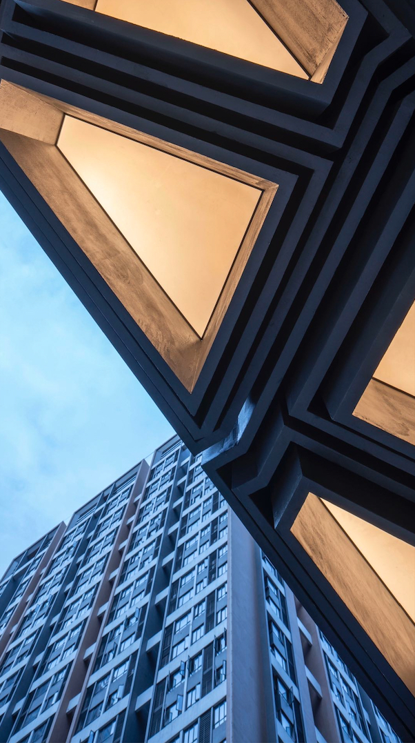 Zhongshan Lupard Lighting Flagship Store, China by CUN DESIGN - 谷德设计网