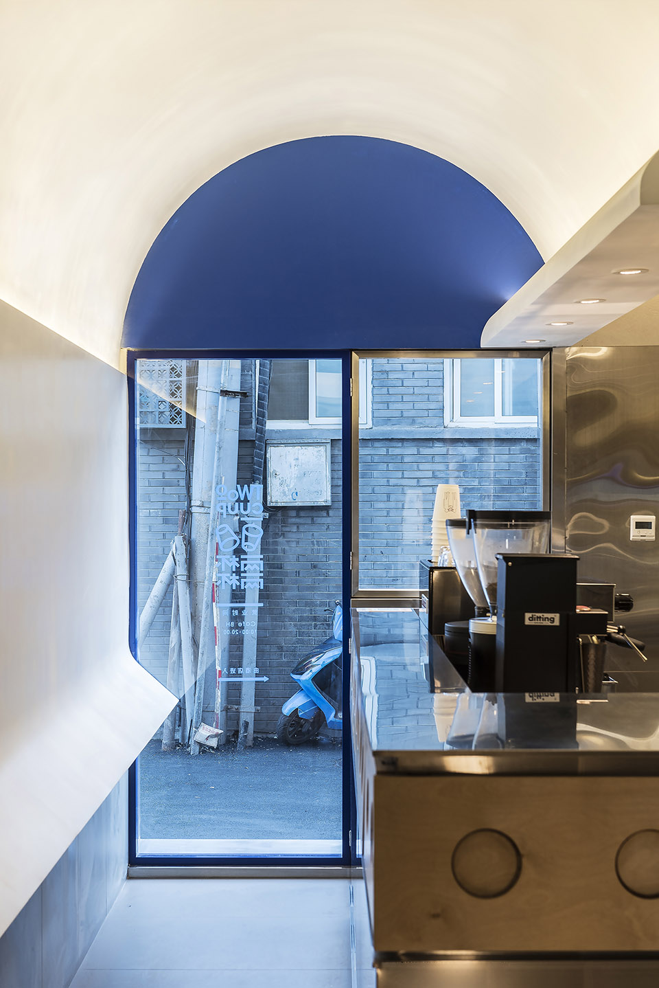 Twoo Cuups Cafe Design, China by Fon Studio - 谷德设计网