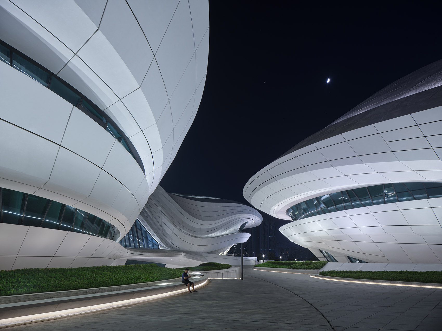 Changsha Meixihu International Culture & Arts Centre by Zaha Hadid ...